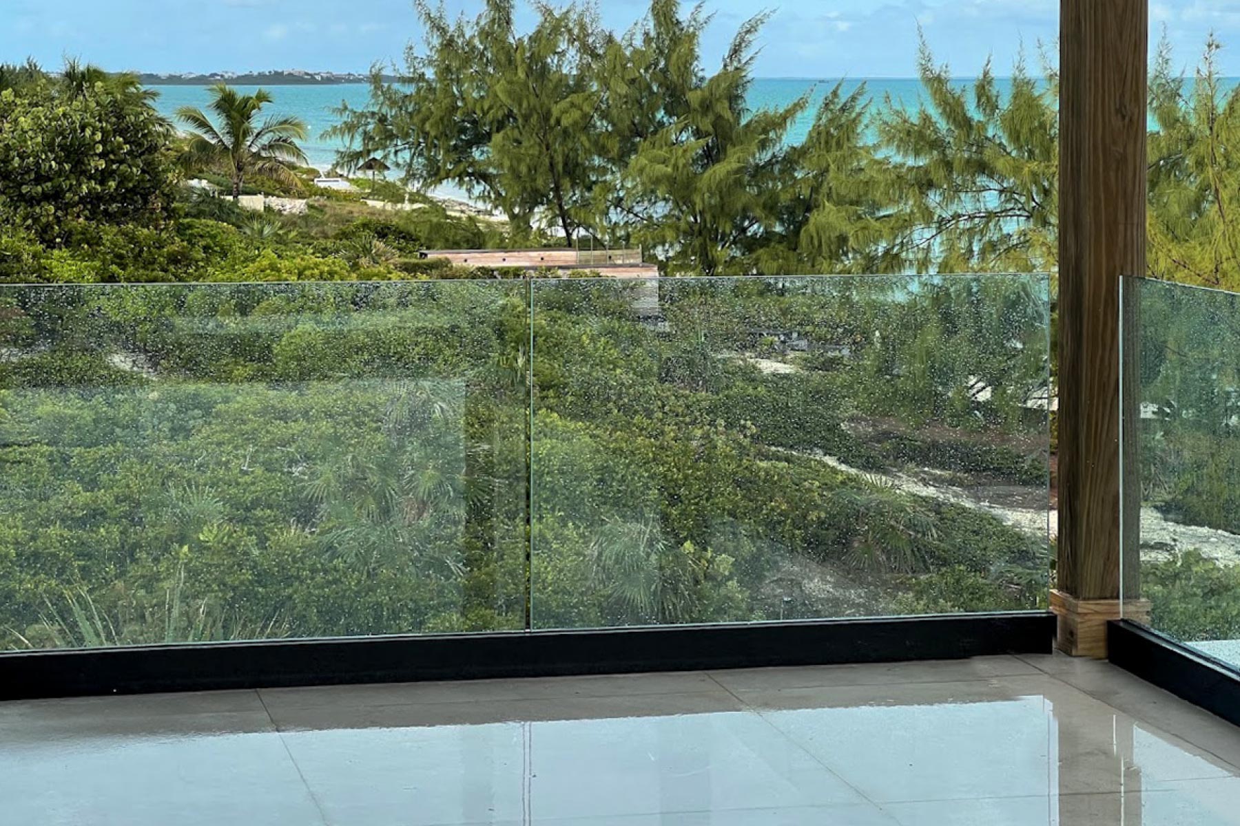 mrail | base shoe glass guards